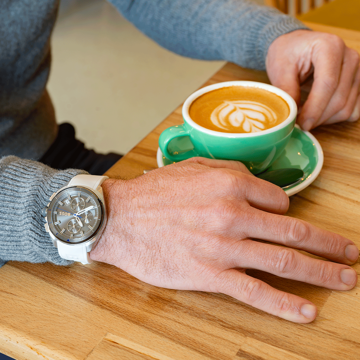 Boss Volane fehér szilikon szíjas kronográf férfi óra - 1513948