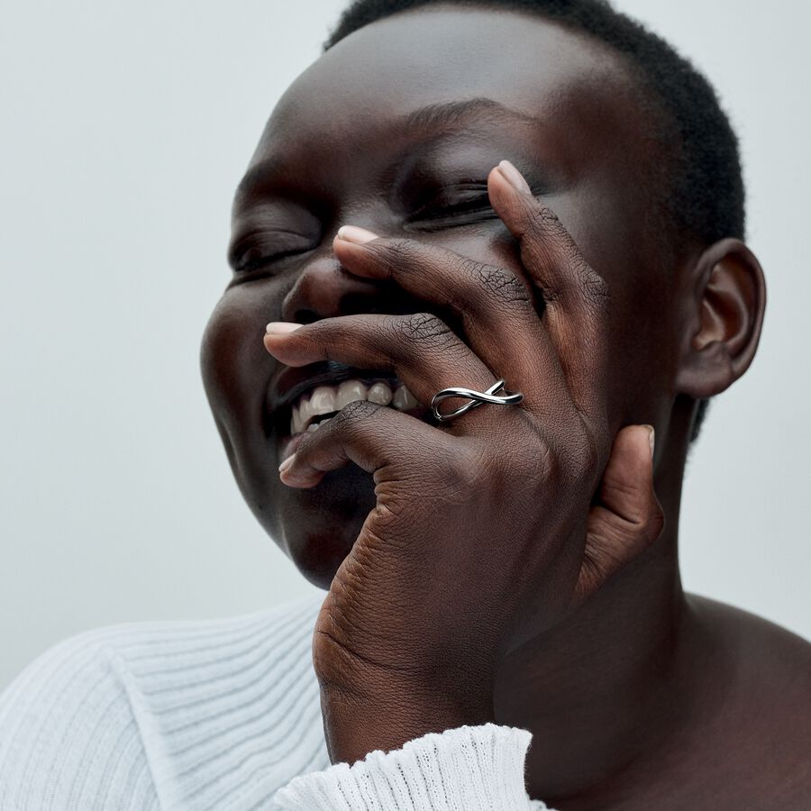 Pandora ékszer Organikus formájú végtelen ezüst gyűrű